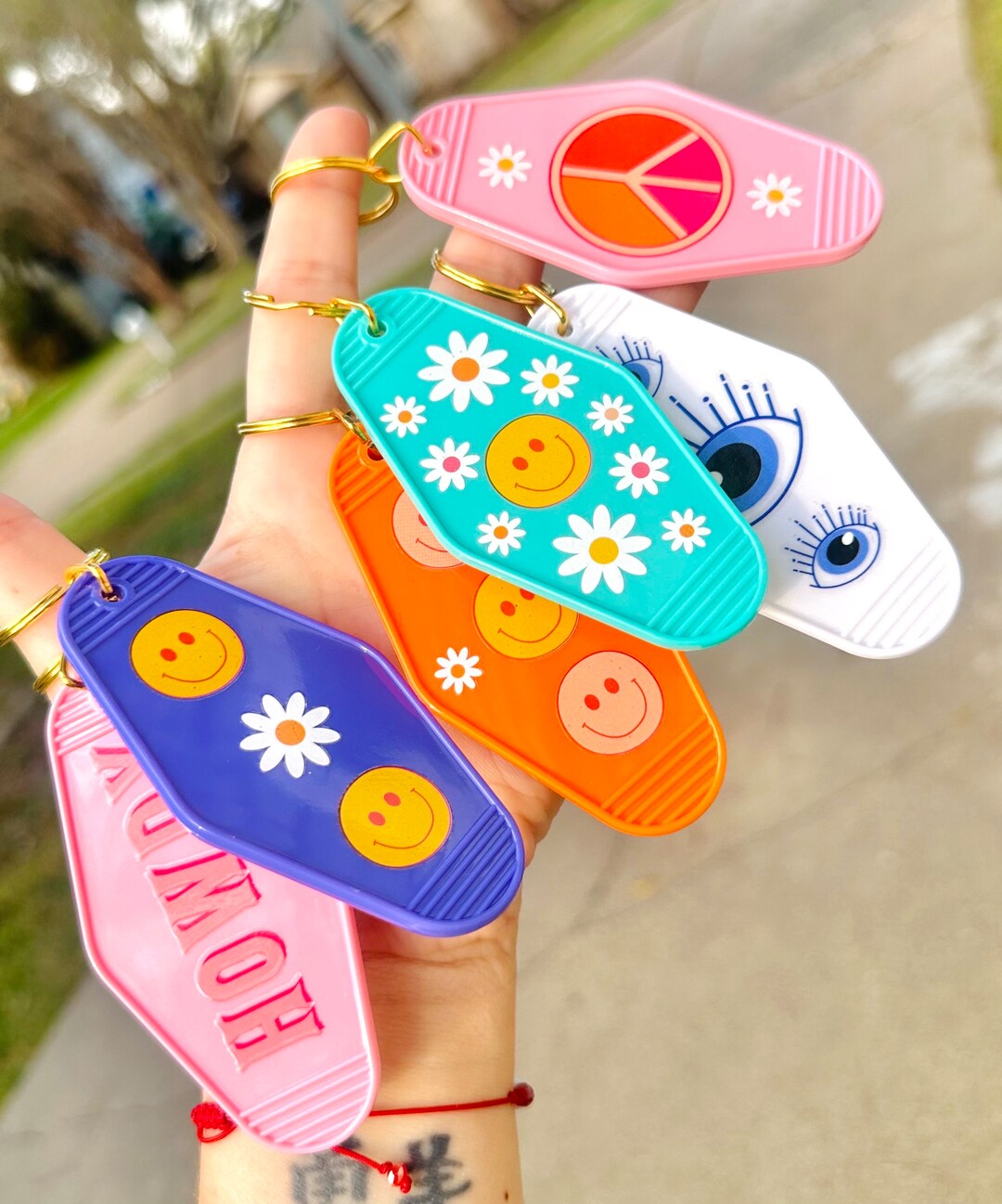 Vintage Motel Keychainssmiley Face Keychainsflowers Retro ...