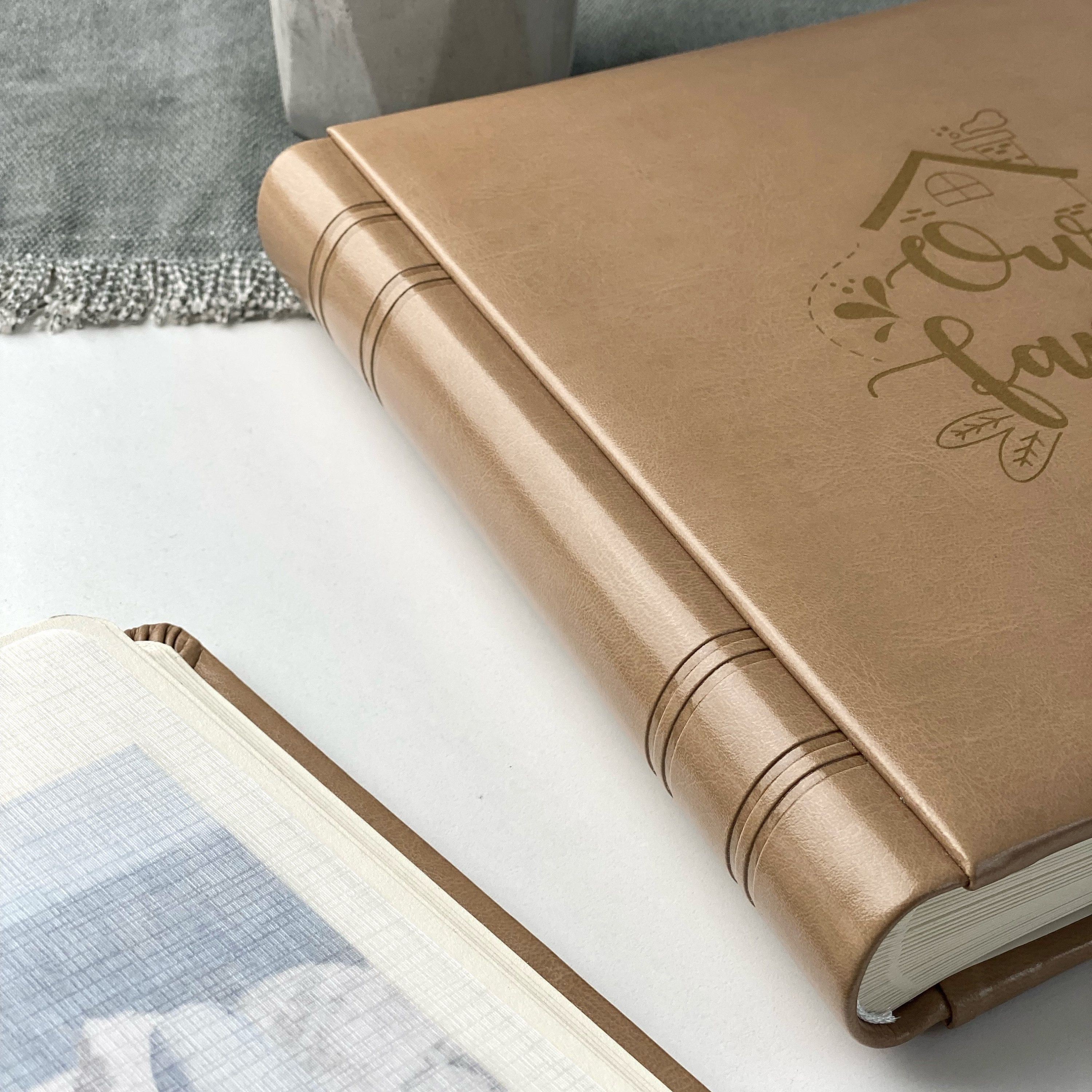 Personalized Leather Photo Album: Handmade Family Travel Scrapbook - Etsy