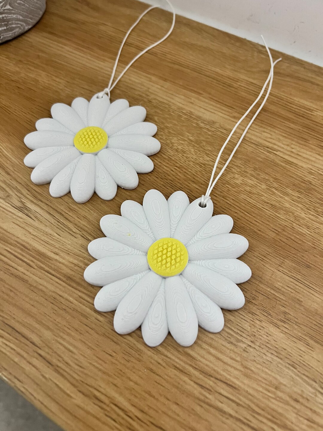 3D Printed Daisy Hanging Decoration, Campervan Decor, Bag Tag - Etsy