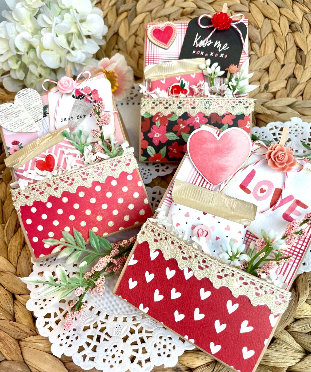 Chocolate Raspberry Hot Cocoa Valentine Pockets. Hot Chocolate ...