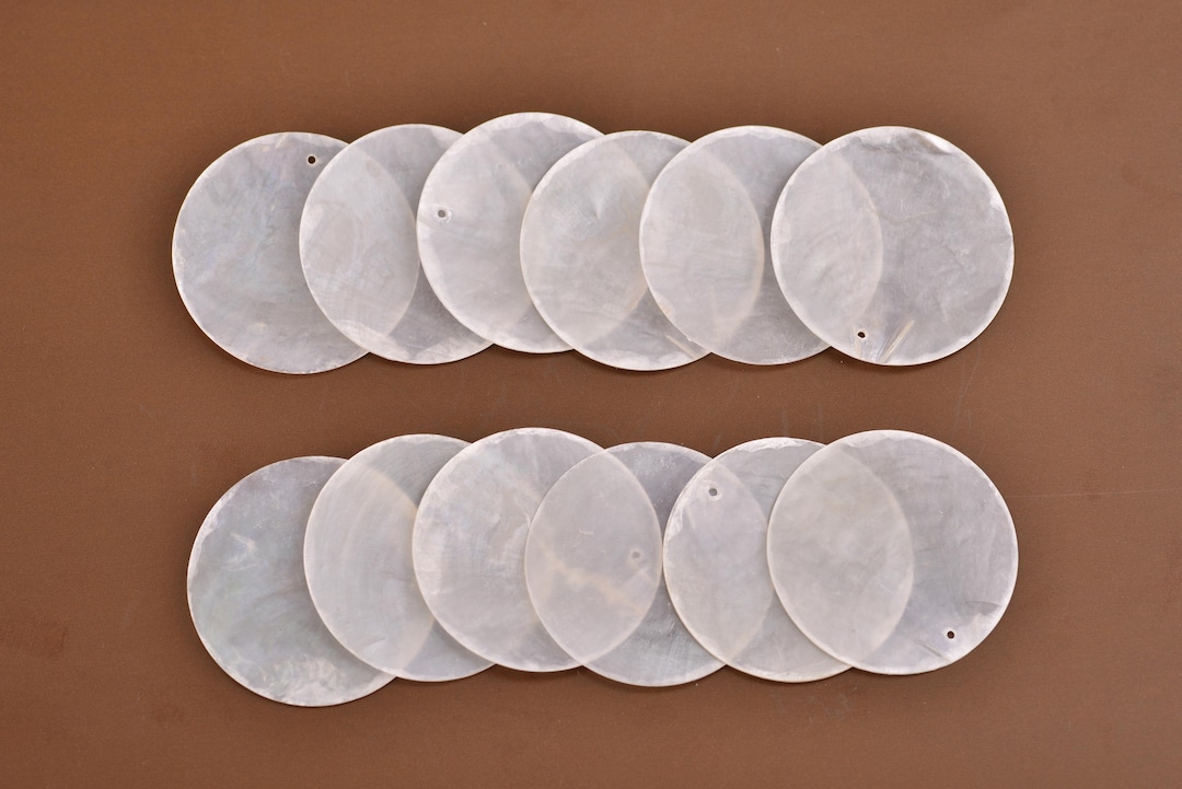 Round Capiz Shells in Various Colors With 1 Hole, DIY Handicrafts for ...