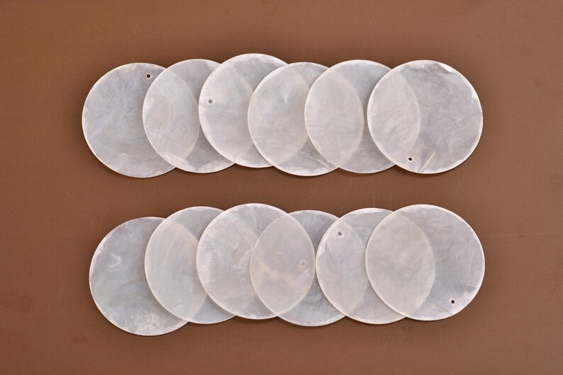 Round Capiz Shells in Various Colors With 1 Hole, DIY Handicrafts for ...