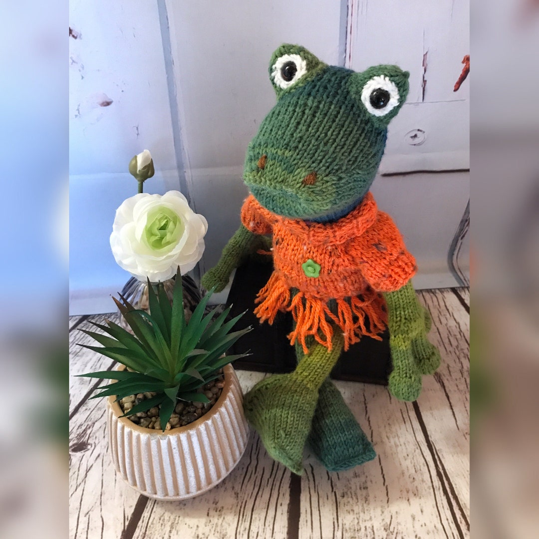 Knitting Instructions in German Frog Carlos With Sweater, Pdf File for ...
