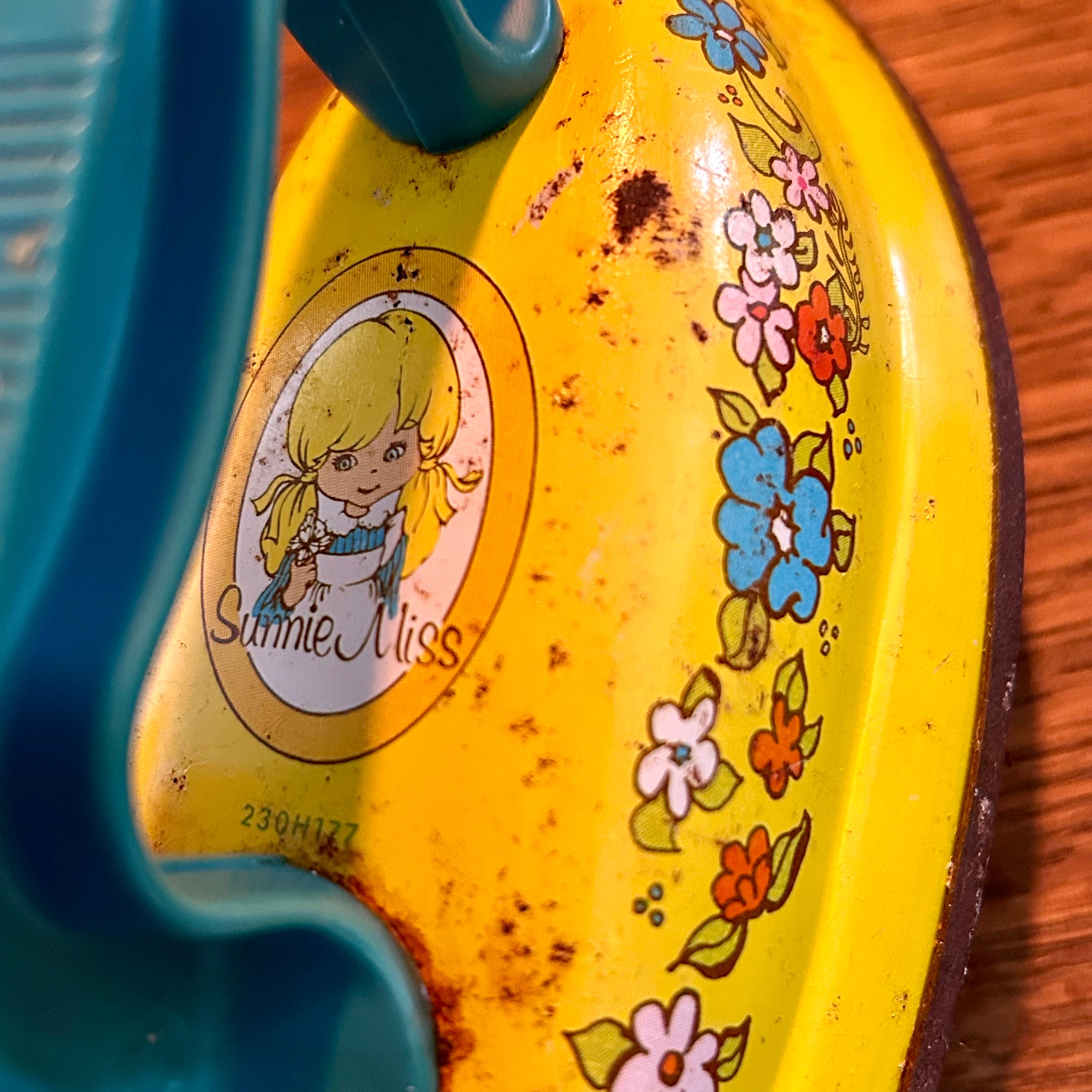 Vintage SUNNIE MISS Tin Metal Toy Iron Yellow W/ Blue Handle Pretend ...