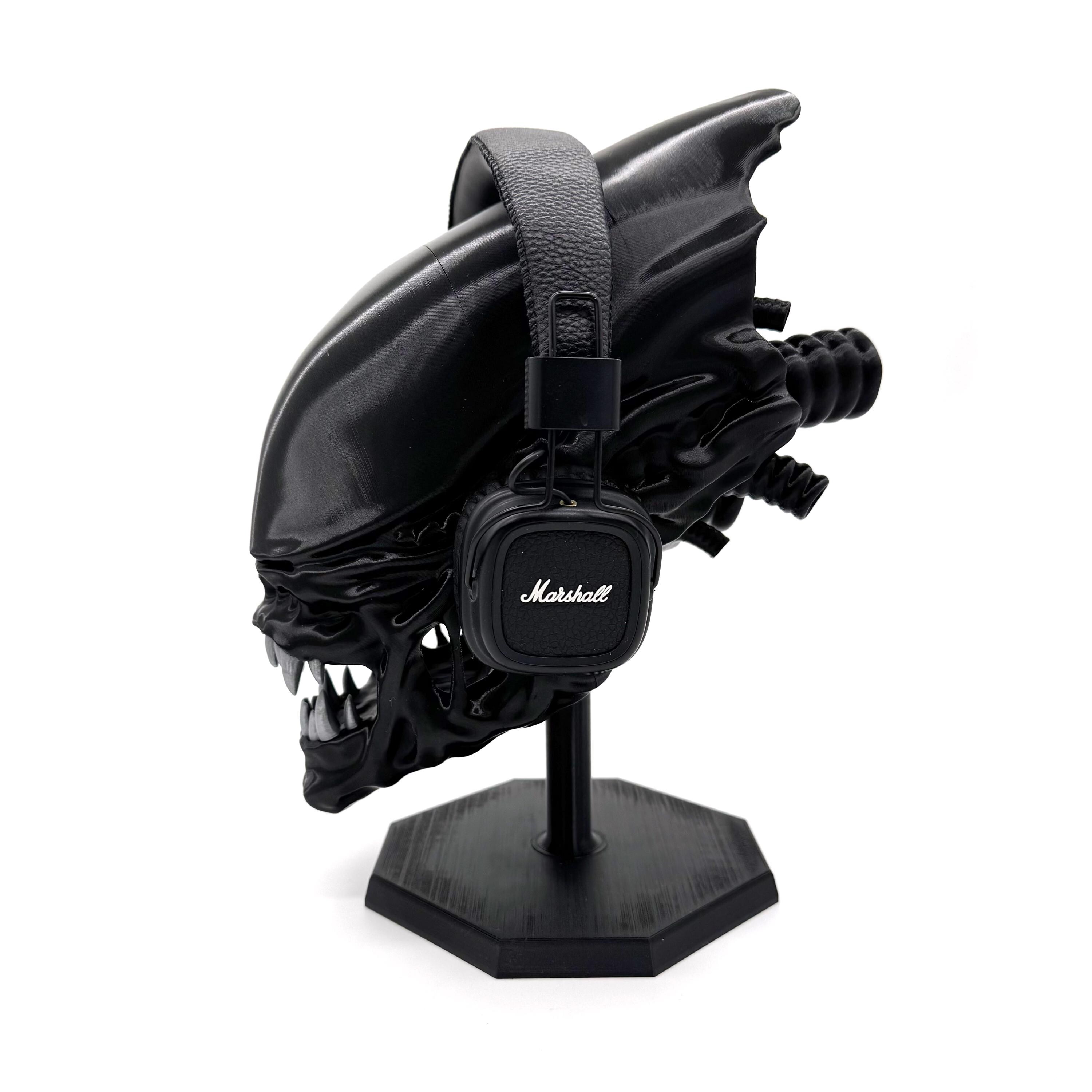 ALIEN XENOMORPH TROPHY | Headphone Holder | Headset Stand | Desk ...