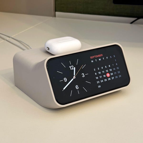 iPhone Desk Stand - Etsy