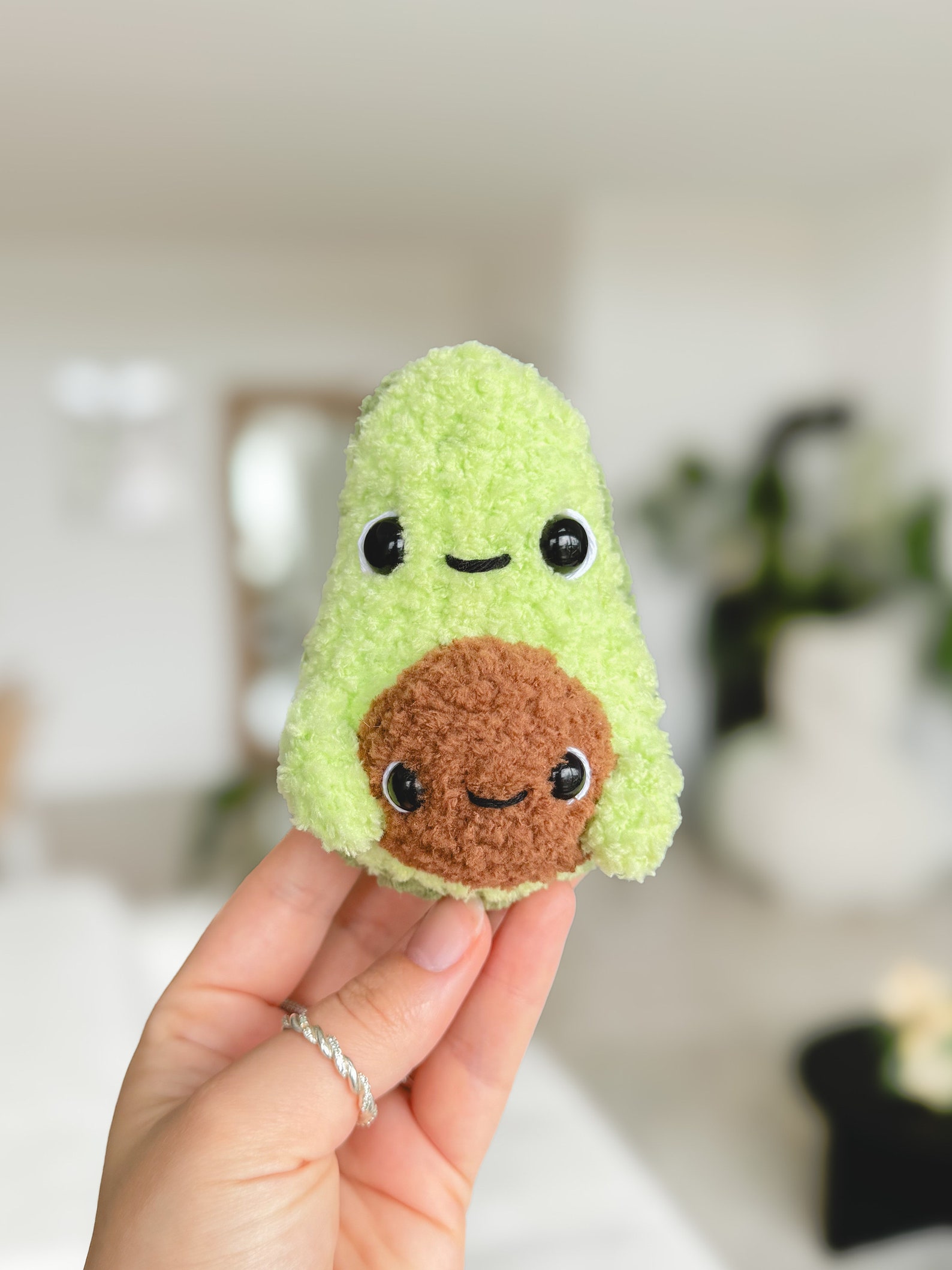 Happy Avocado | LOW SEW Crochet Pattern | (advanced) Beginner | Avocado ...
