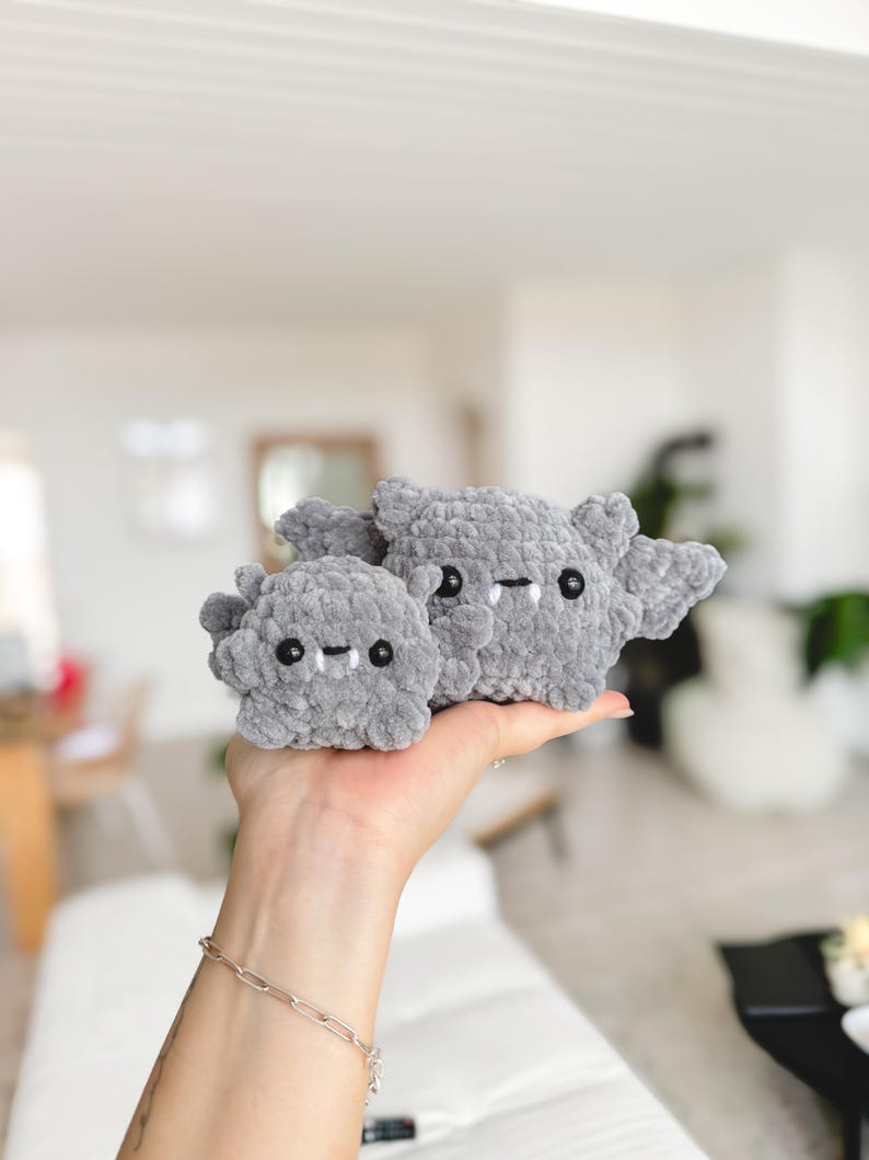 Mini Bat NO SEW | Crochet Pattern | Quick and Easy | Beginner-friendly ...