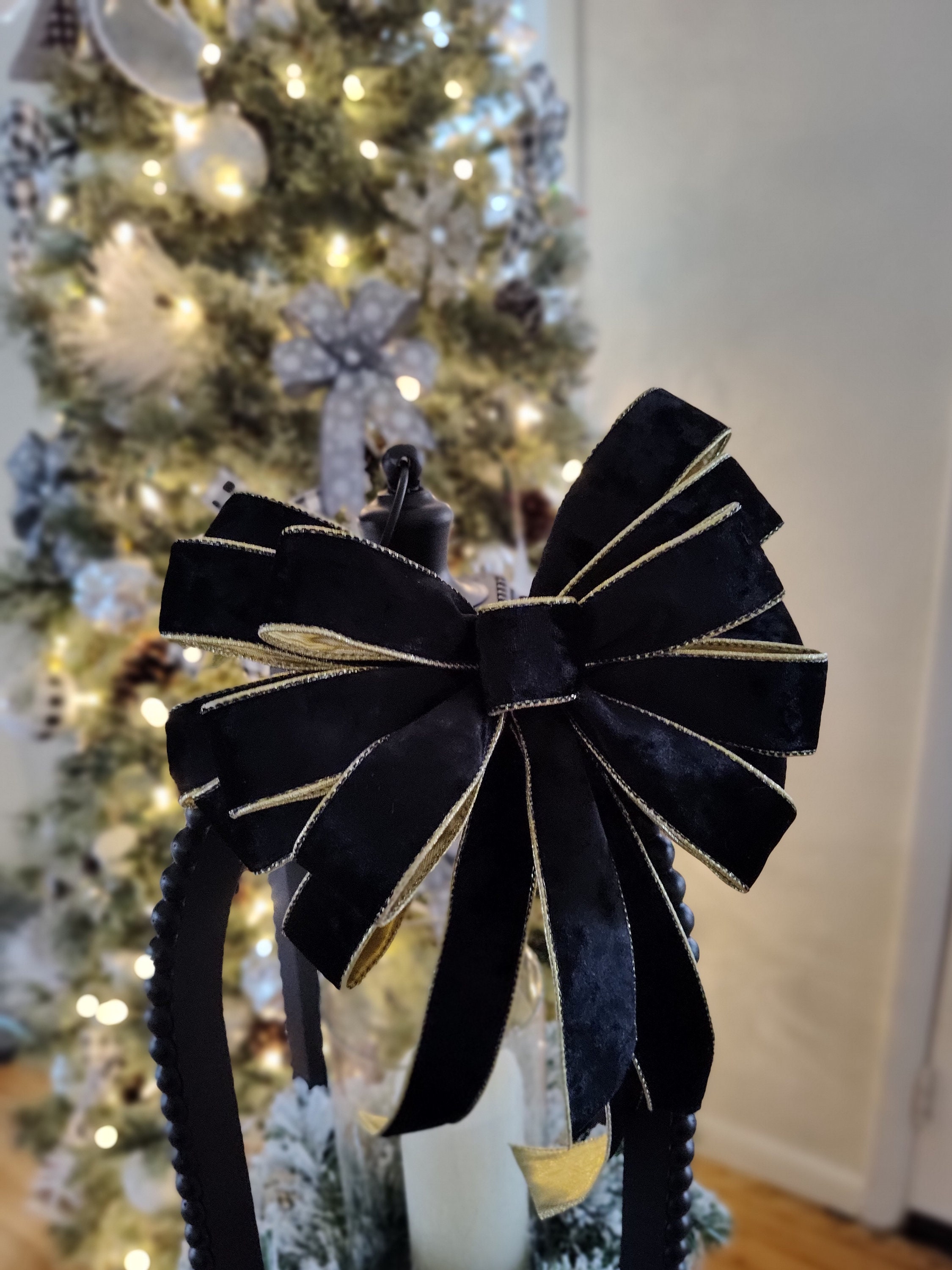 Deluxe Chic Black and Gold Velvet Wired Ribbon Christmas Holiday ...