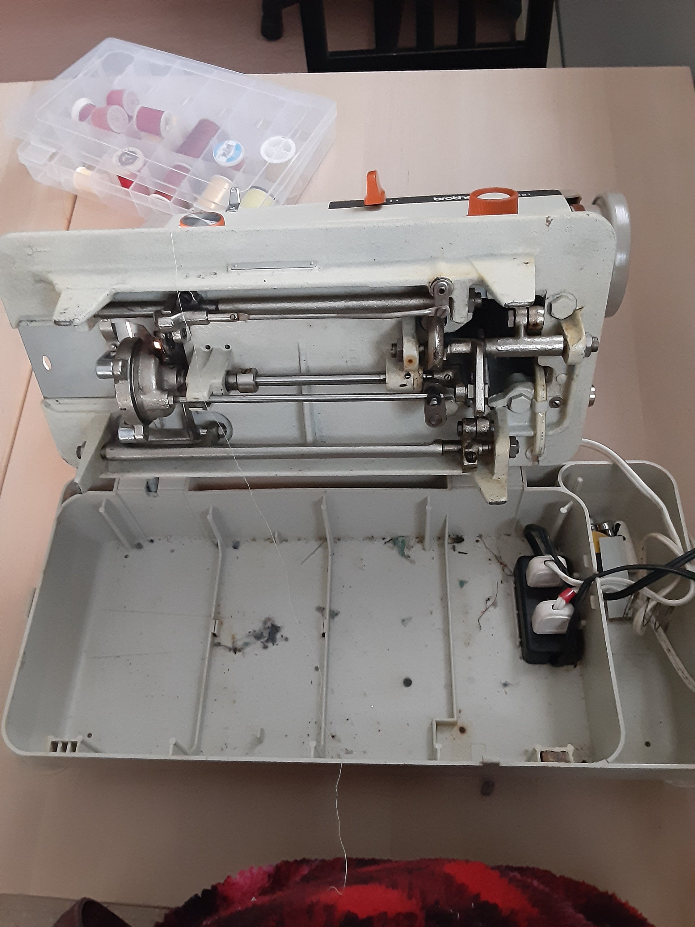 Brother 661 Vintage Sewing Machine With Case - Etsy