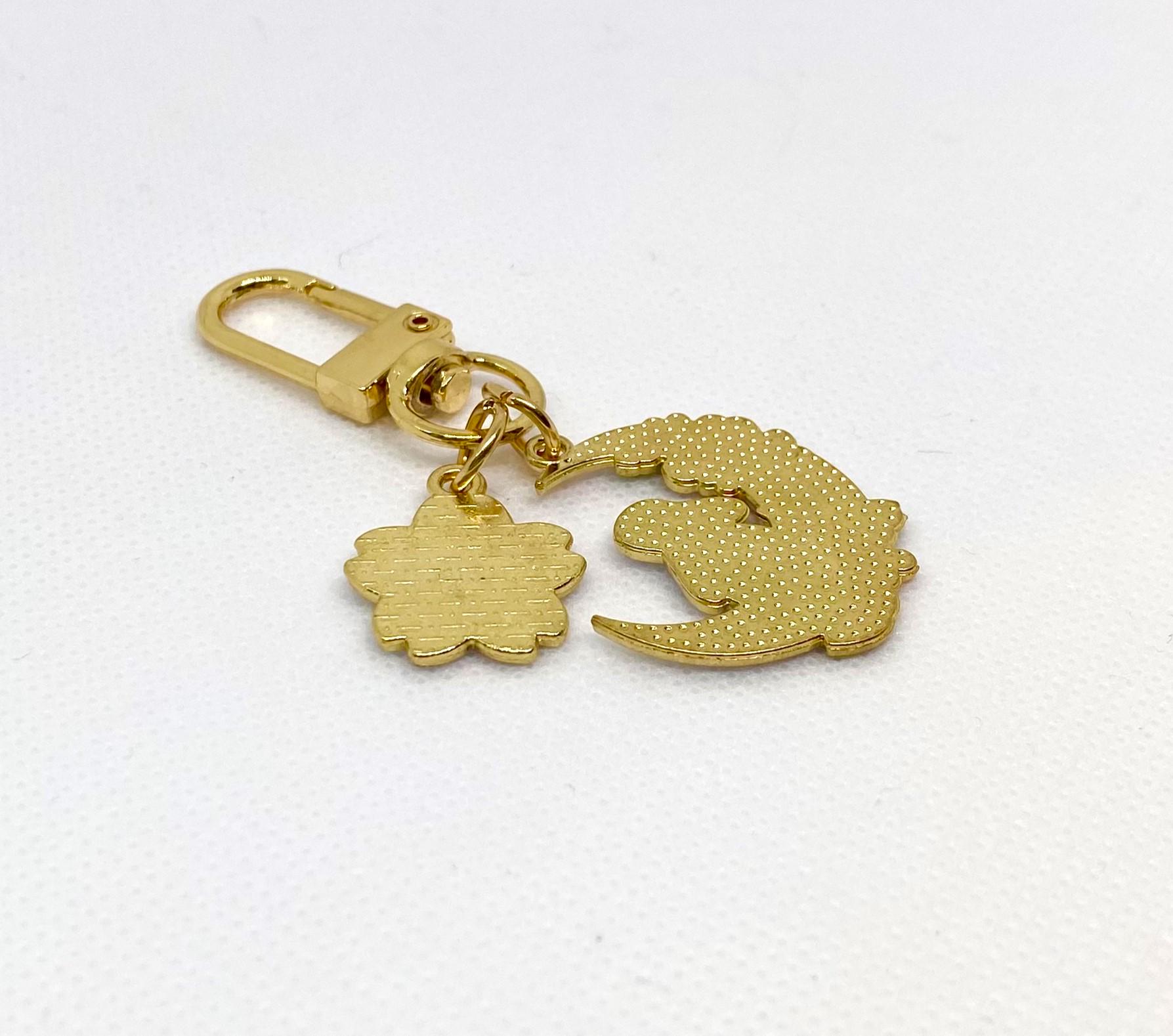 Bunny Flower Keychain Kawaii Bunny Enamel Keychain Small Gift Keychain ...