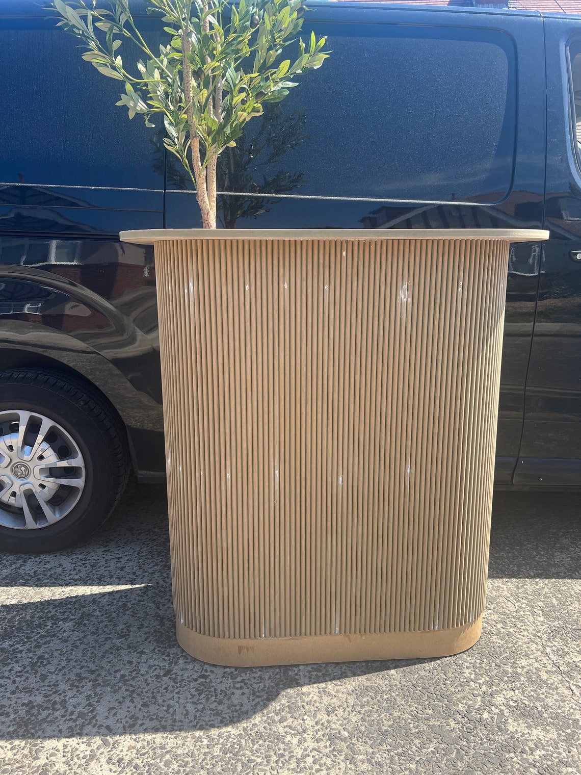 Fluted Reception Desk Made to Order Spray Finish Luxury, High-end ...