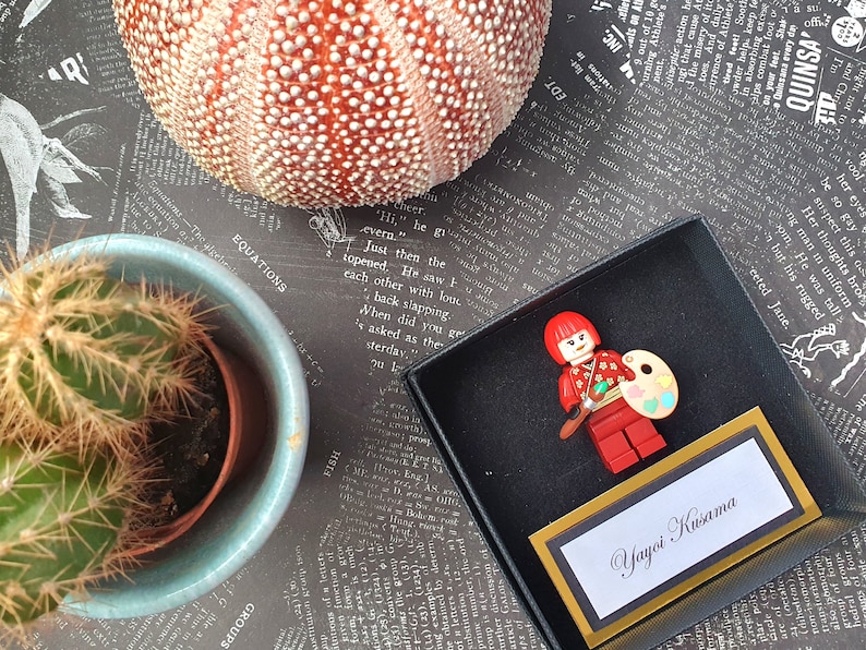 Yayoi Kusama LEGO® Minifigure: Artist Gift, Keychain/giftbox Option - Etsy