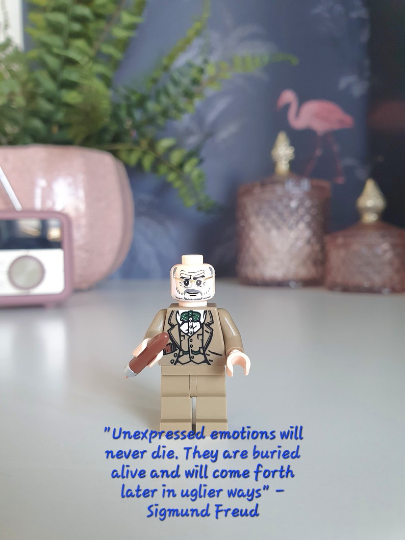 Sigmund Freud LEGO® Minifigure: Psychologist Gift, Keychain Option - Etsy