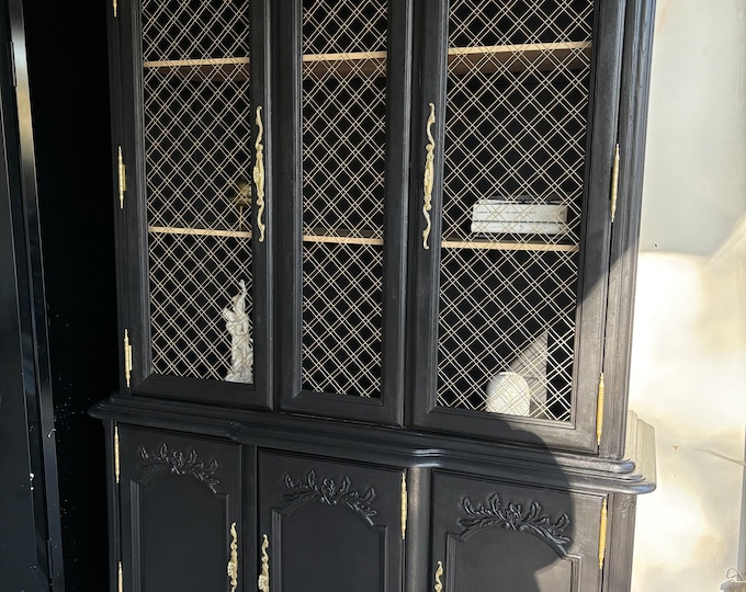 Texas Gypsy Style French Provincial China Cabinet, Farmhouse Hutch ...