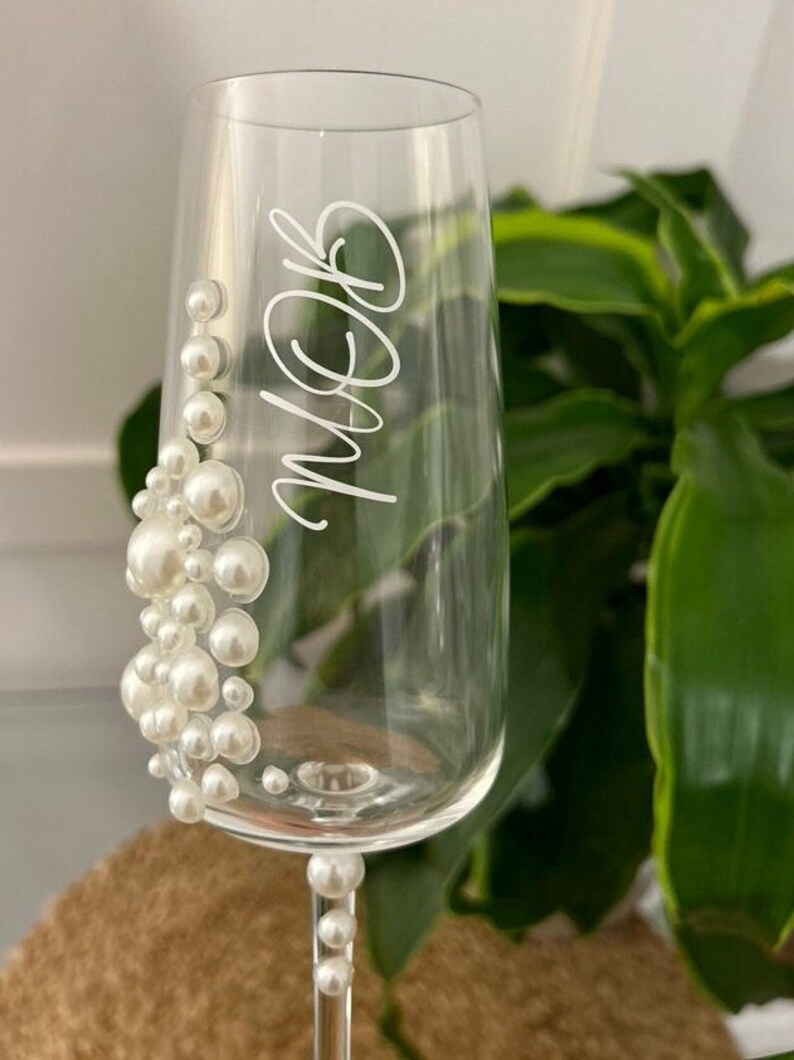 Personalised Champagne Flutes Perfect for Weddings, Celebrations and ...