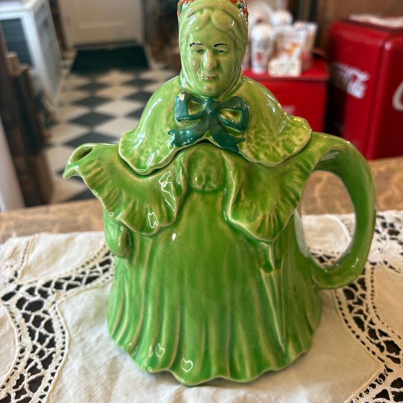 Old Lady Teapot - Etsy