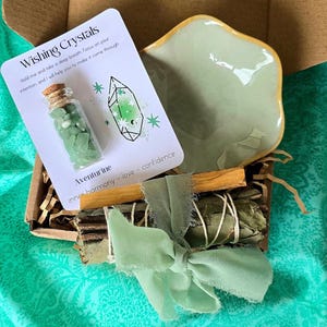Healing Gift Box Crystal Healing Set Spiritual Gift Box Wellness Care ...