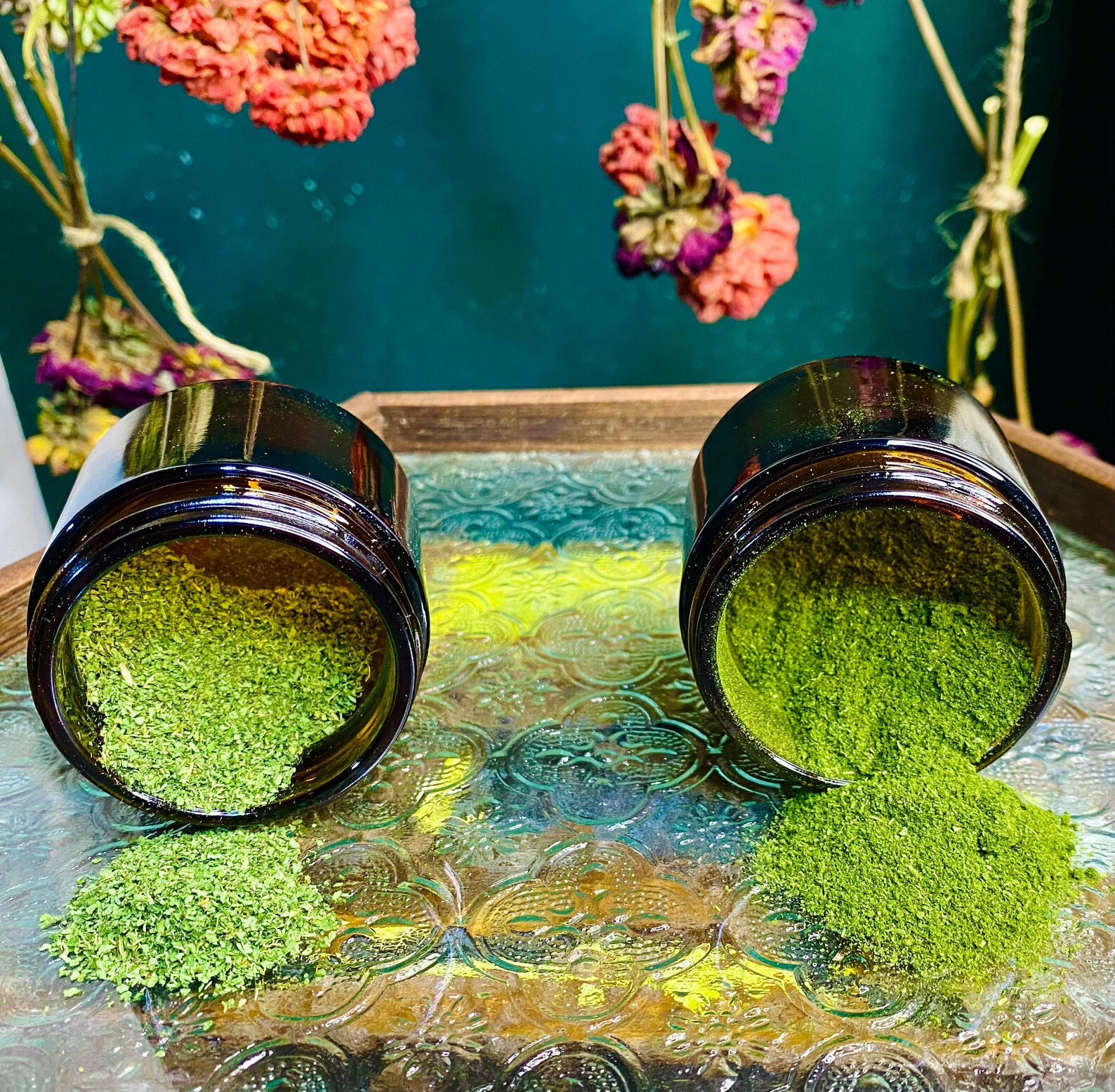 Freeze Dried Organic Comfrey Leaves: Natural Fertilizer, Salve ...