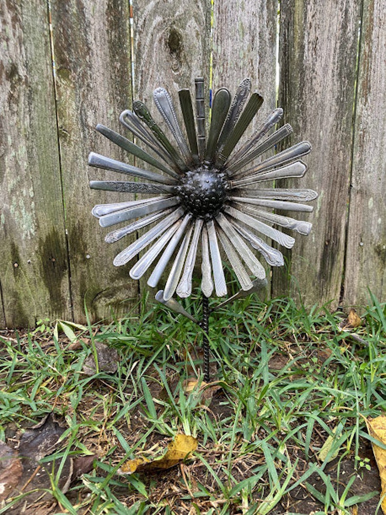 Silverware Flower Garden Stake| Outdoor Garden Decorations, Unique ...