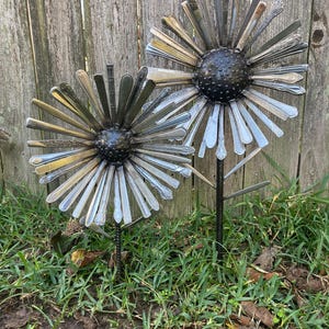 Silverware Flower Garden Stake| Outdoor Garden Decorations, Unique ...