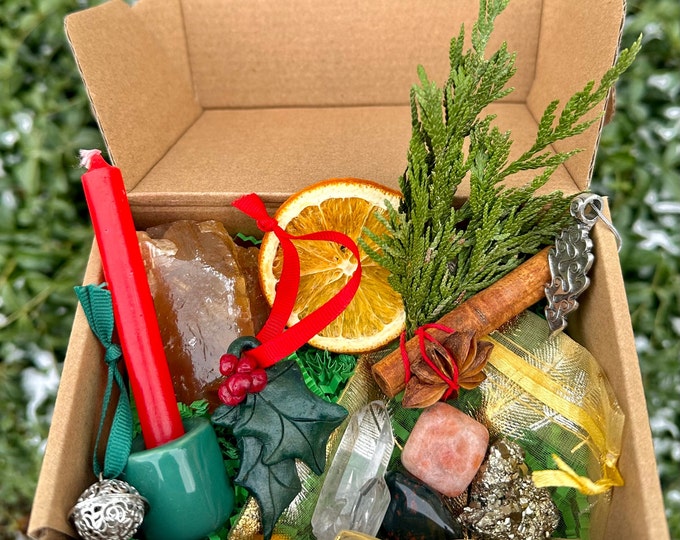 Yule Embroidery Pattern, Wheel of the Year : Calendar to Embroider ...