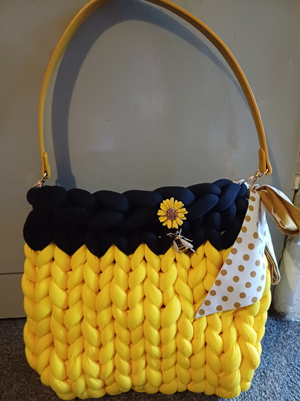 Chunky Wool Bumblebee Bag - Etsy
