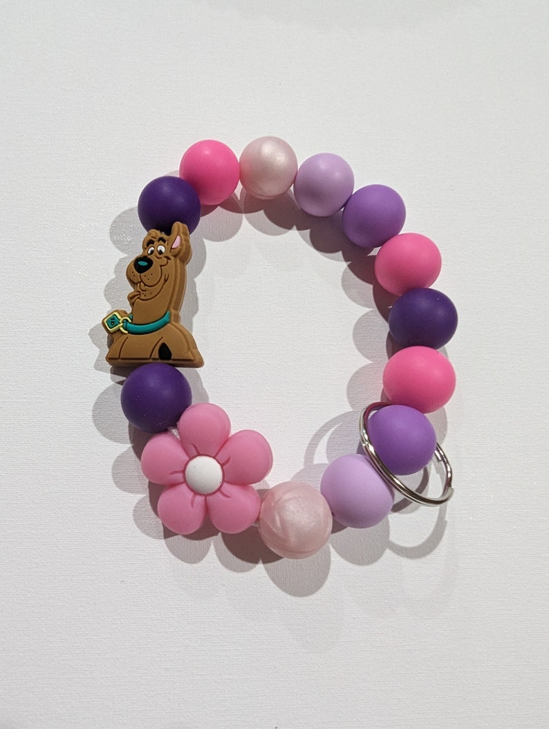 Scooby Doo Keychain Bracelet - Etsy Scooby Doo Keychain Bracelet - Etsy