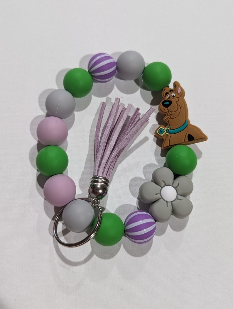 Scooby Doo Keychain Bracelet - Etsy Scooby Doo Keychain Bracelet - Etsy