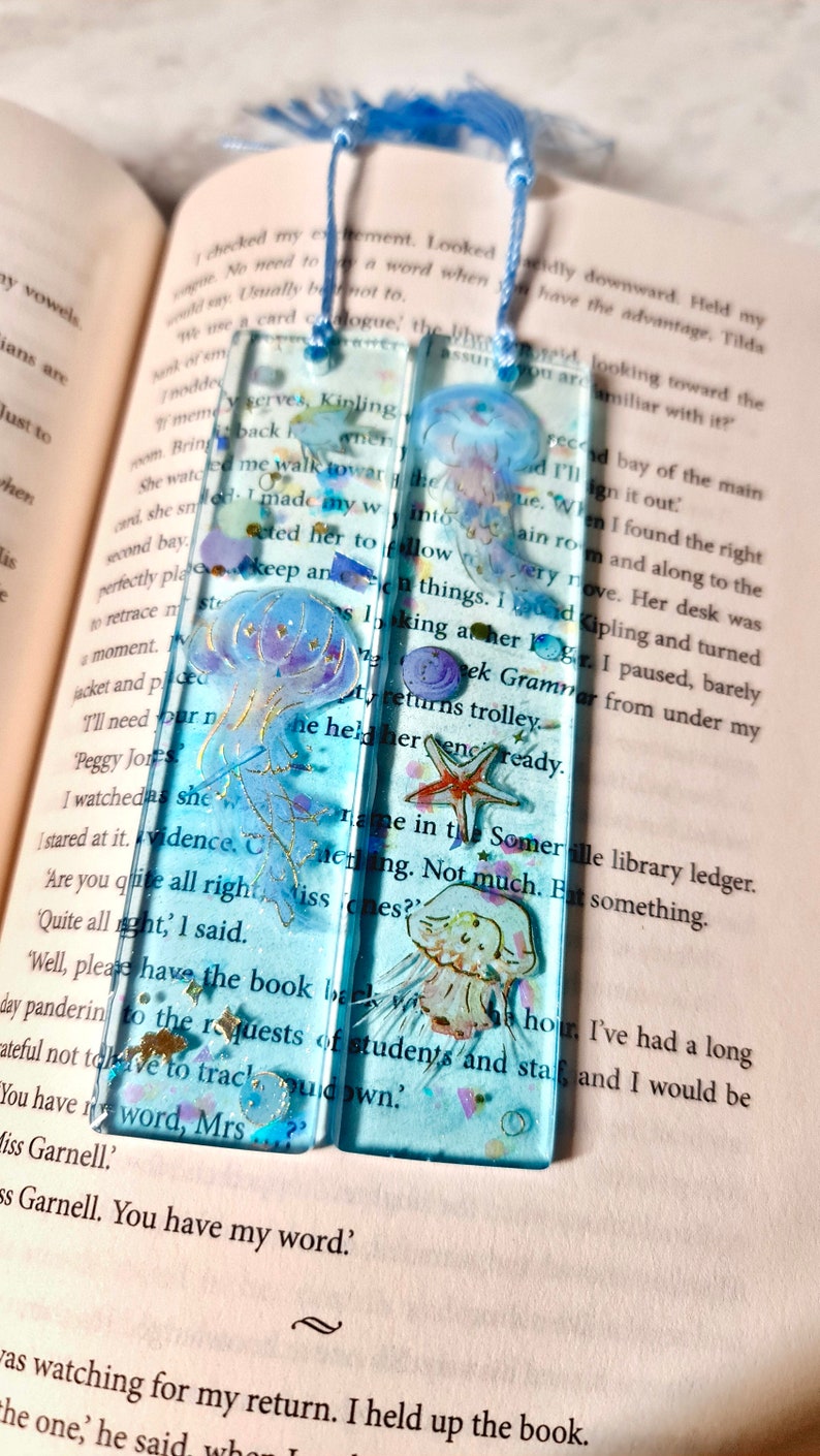Jellyfish Underwater Bookmark and Page Holder Set Unique Beach Book ...