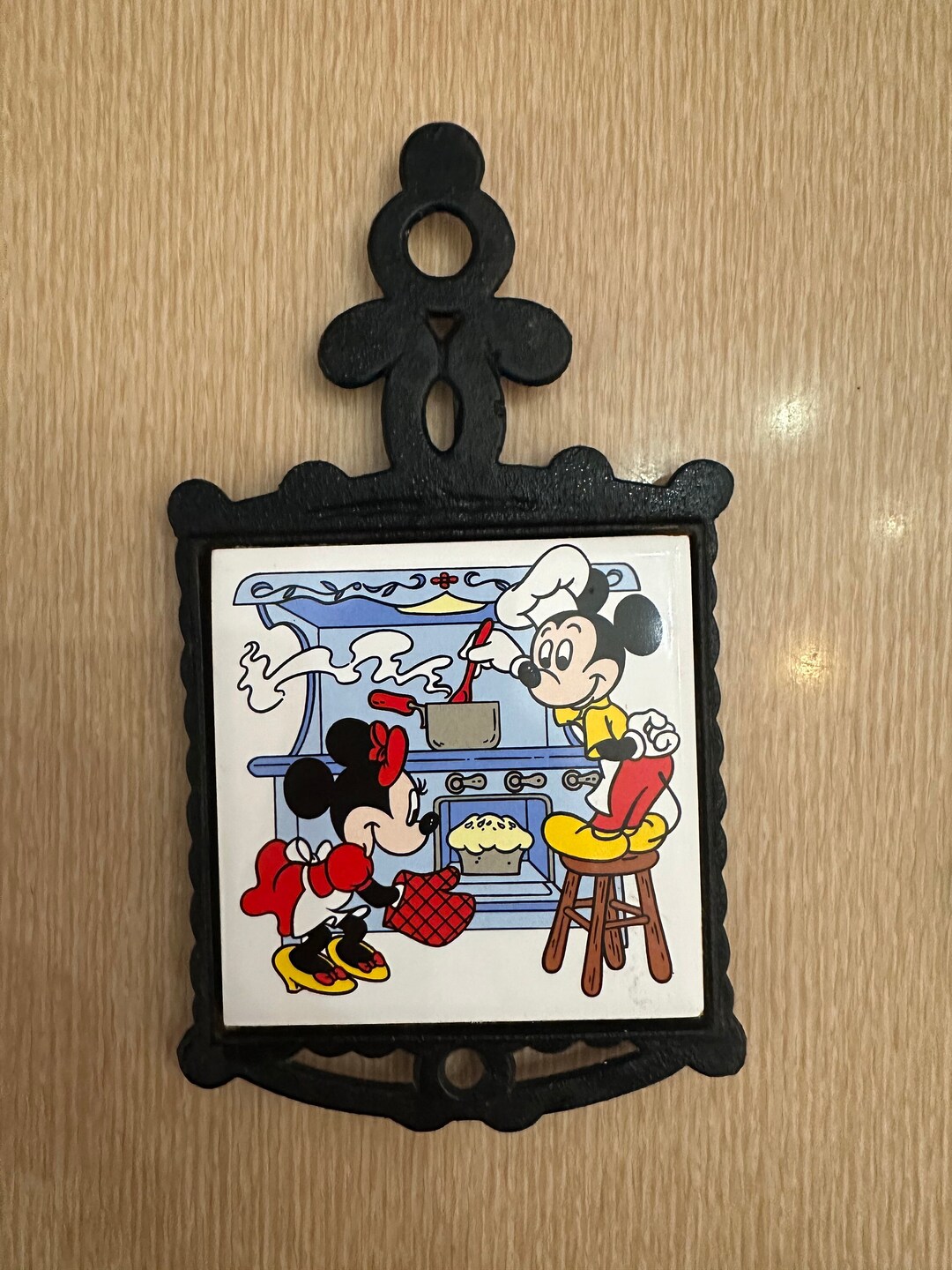 1970 Mickey & Minnie Cast Iron Trivet - Etsy