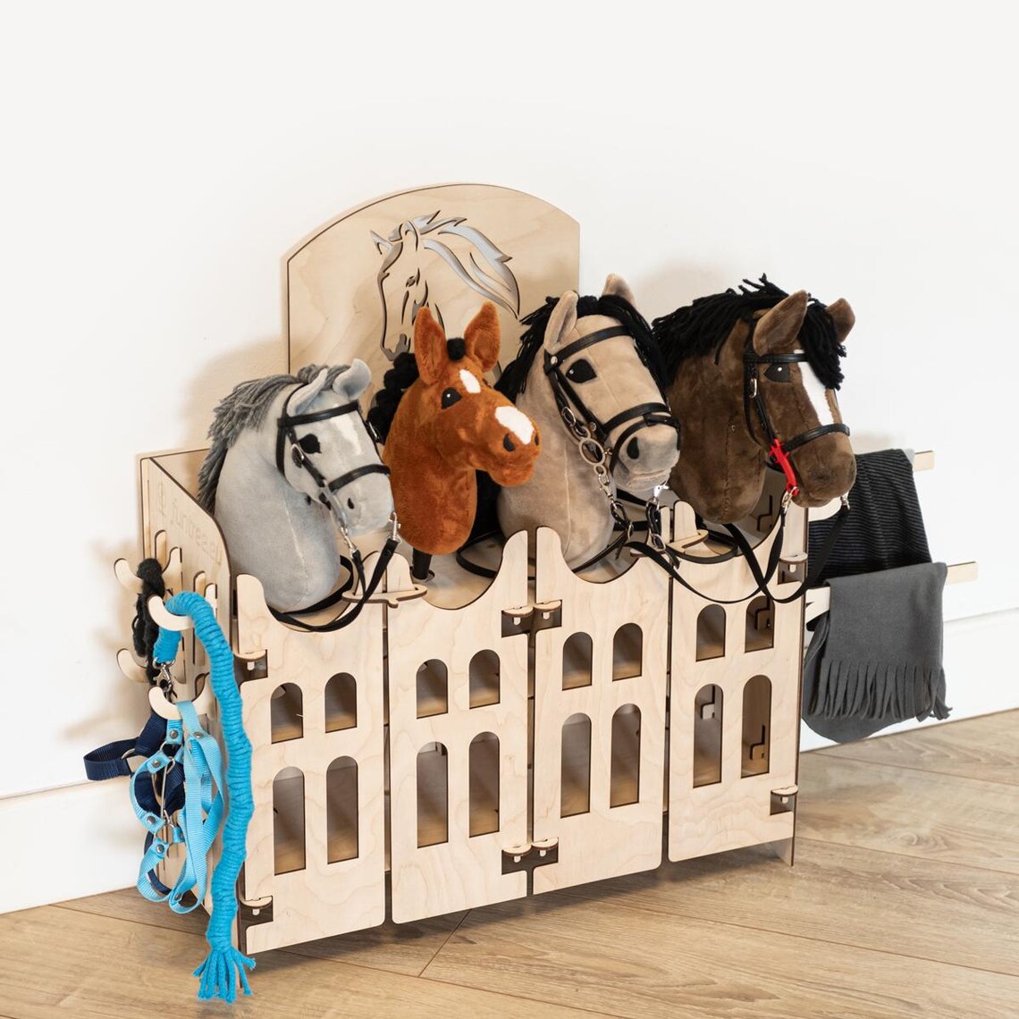 NEW HOBBY HORSE Stable Stall Stand for 4 Horses -handmade Wooden Stand ...