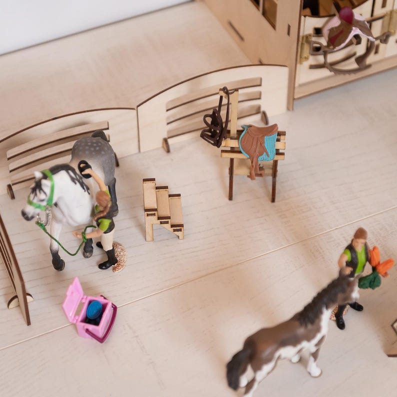 Stable 36 Stall+lighting+accesories for Schleich Papo Breyer Horses ...