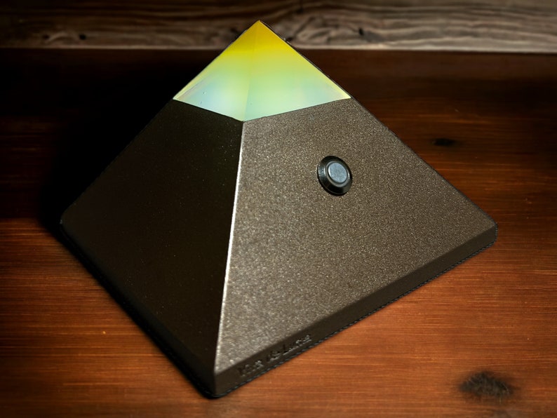 Opalite Mineral Piramide Night Light Battery Lamp Crystal Desk Lamp ...