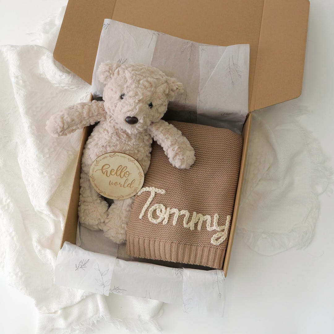 Personalized Baby Gift Set,customized Newborn Baby Gift, Handmade Knit ...