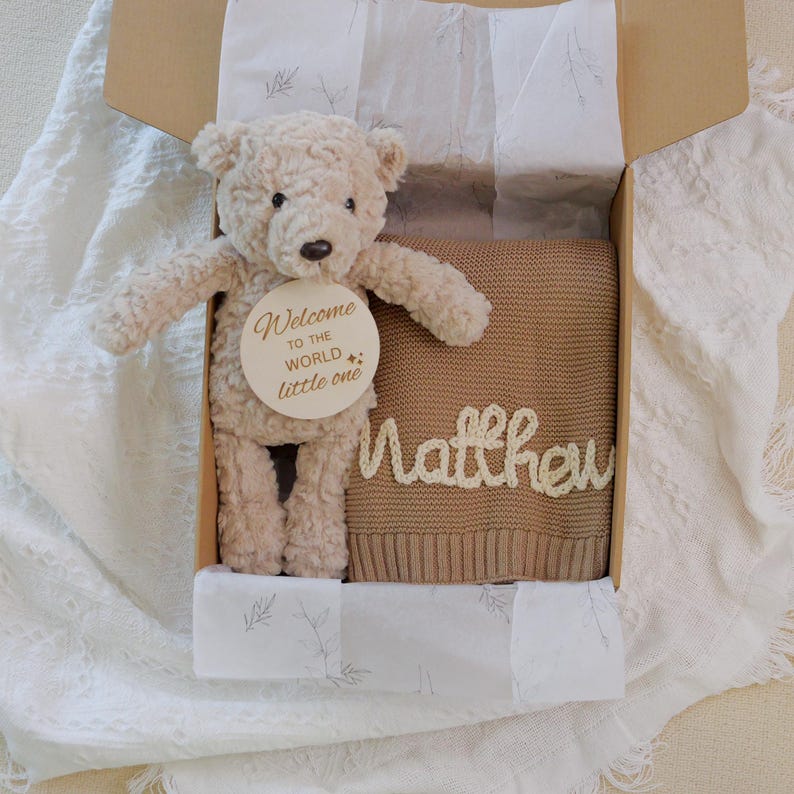 Personalized Baby Gift Set,customized Newborn Baby Gift, Handmade Knit ...