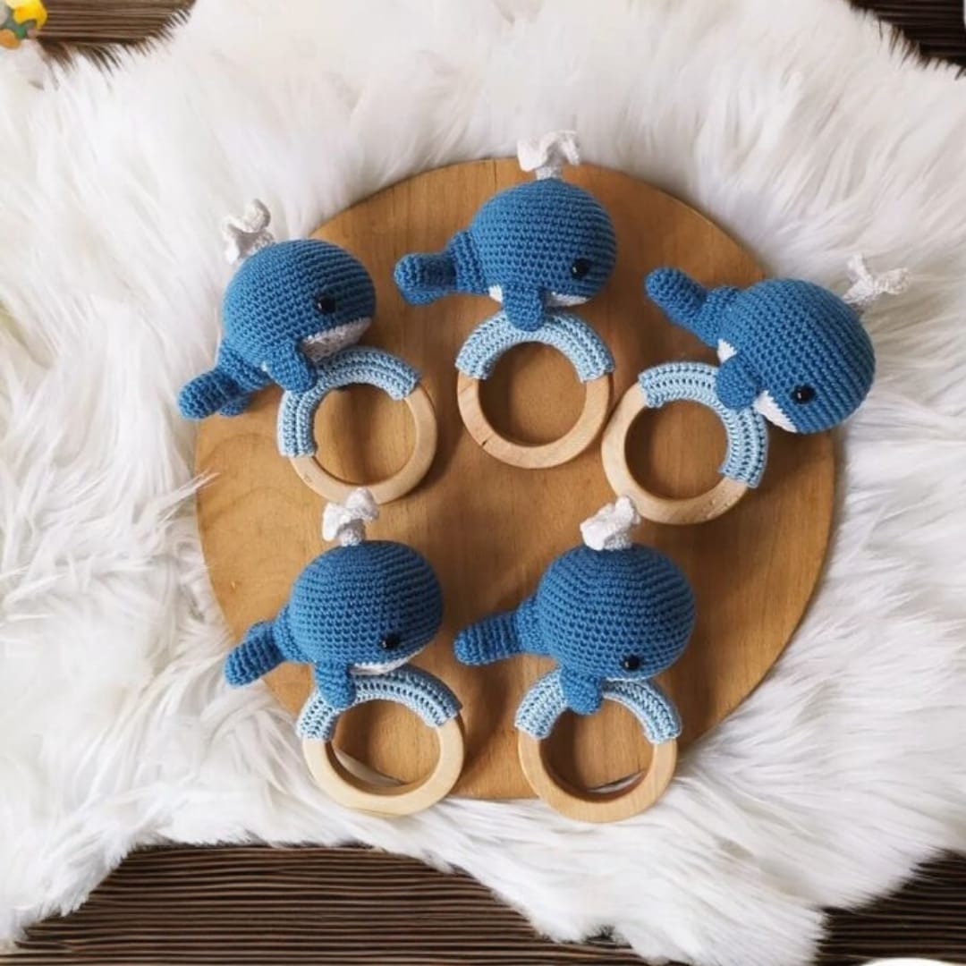 Amigurumi Crocheted Whale Baby Rattle Toy,knitted Wooden Rattle,unicorn ...