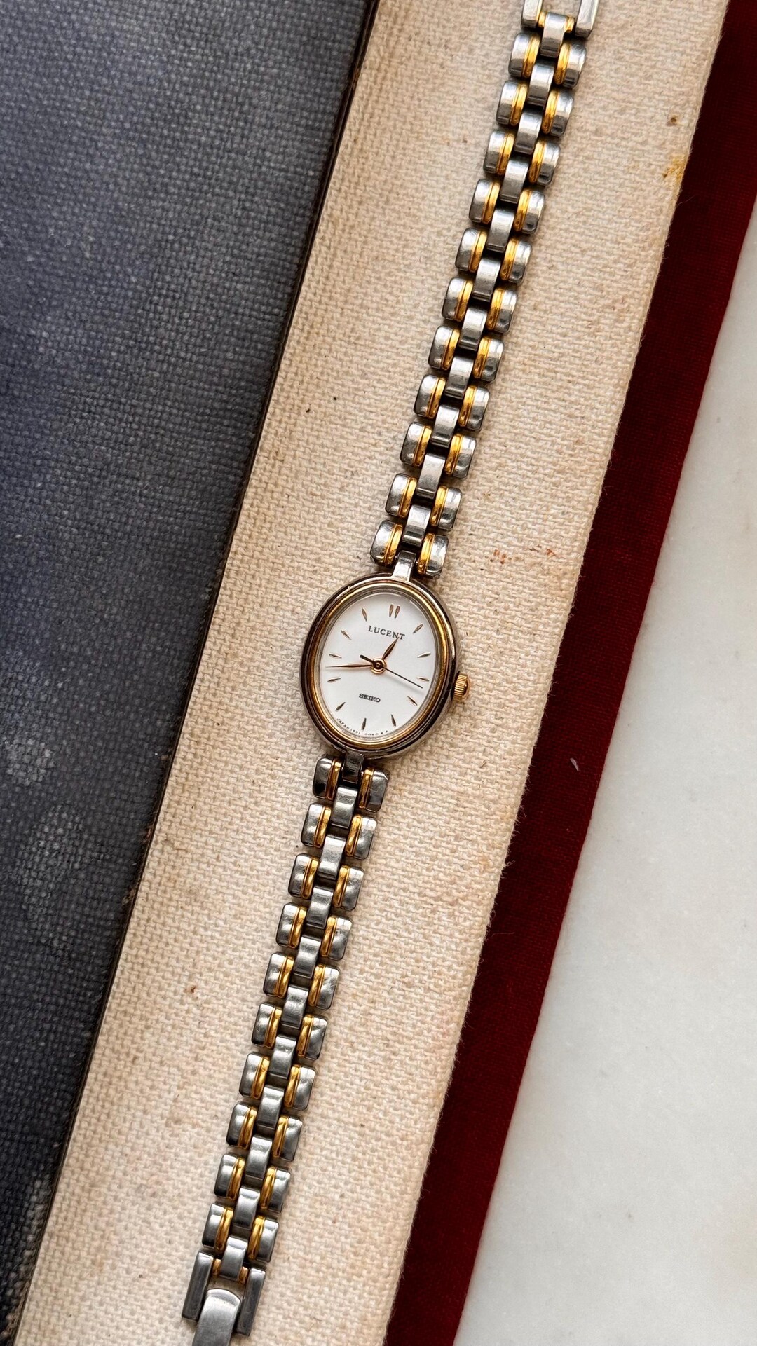 Seiko Lucent Vintage Watch - Etsy