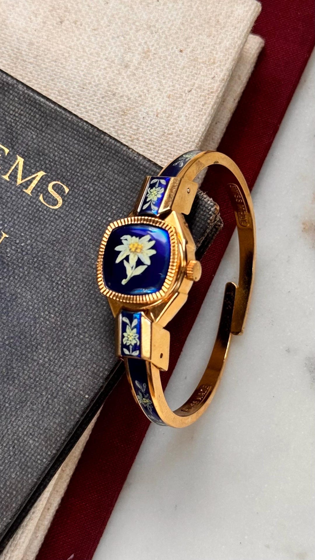 Peekaboo Vintage Watch - Etsy