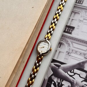 Aureole Vintage Watch - Etsy
