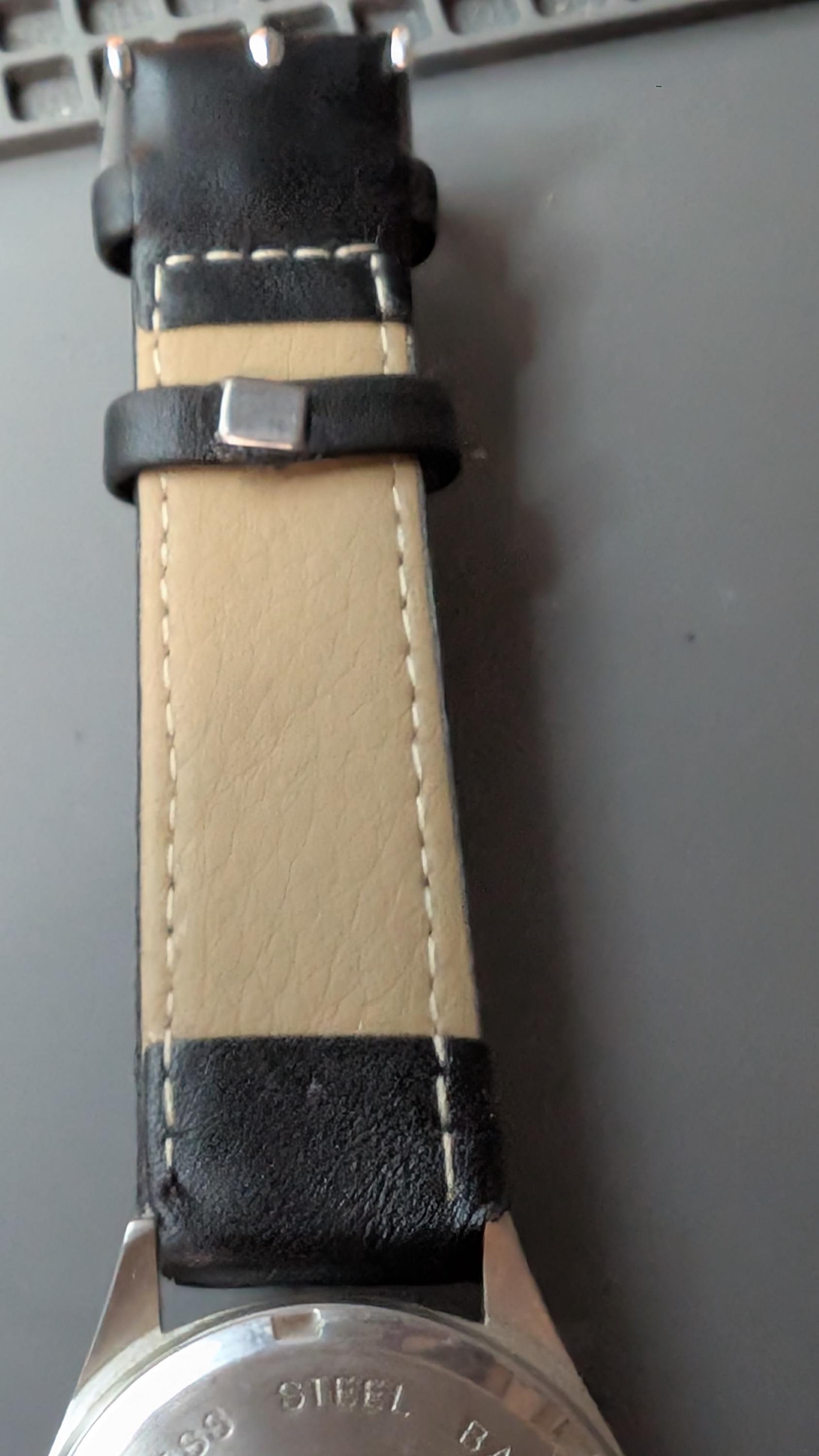 Orvis Military Style Field Watch With Day and Date. H as a New Battery ...