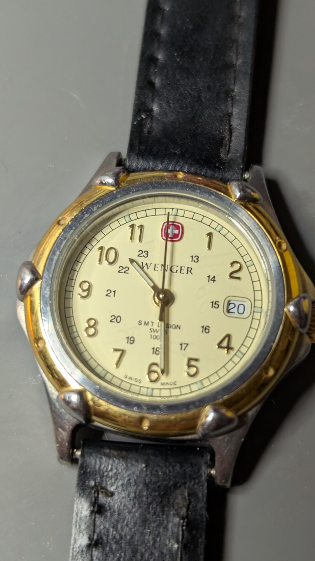 Ladies Swiss Army Quartz Watch With New Battery and New Leather Band ...