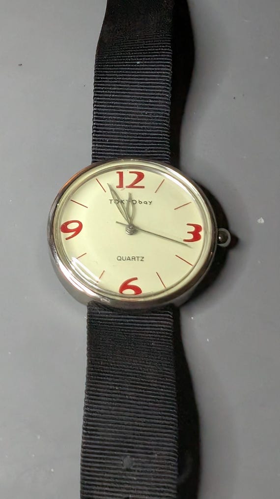 Vintage Tokyo bay quartz watch with new battery and n… - Gem