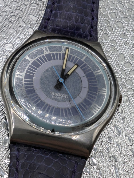 Swatch purple gray quartz watch with new battery. Has… - Gem