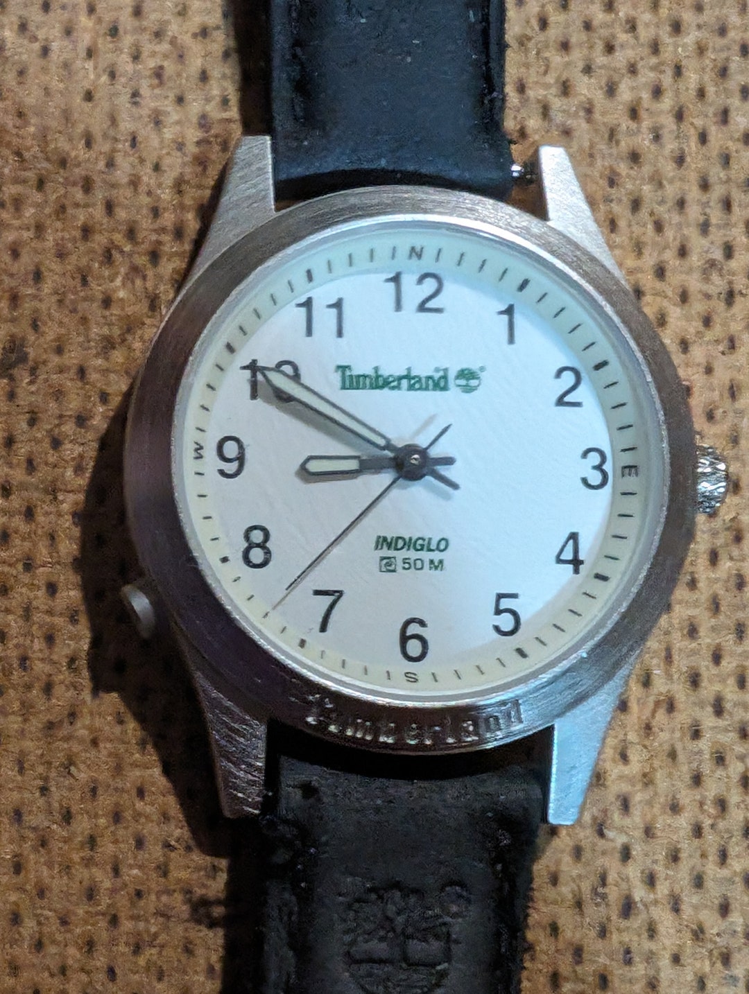 Timberland Indiglo Unisex Size With White Dial and New Battery Keeps ...