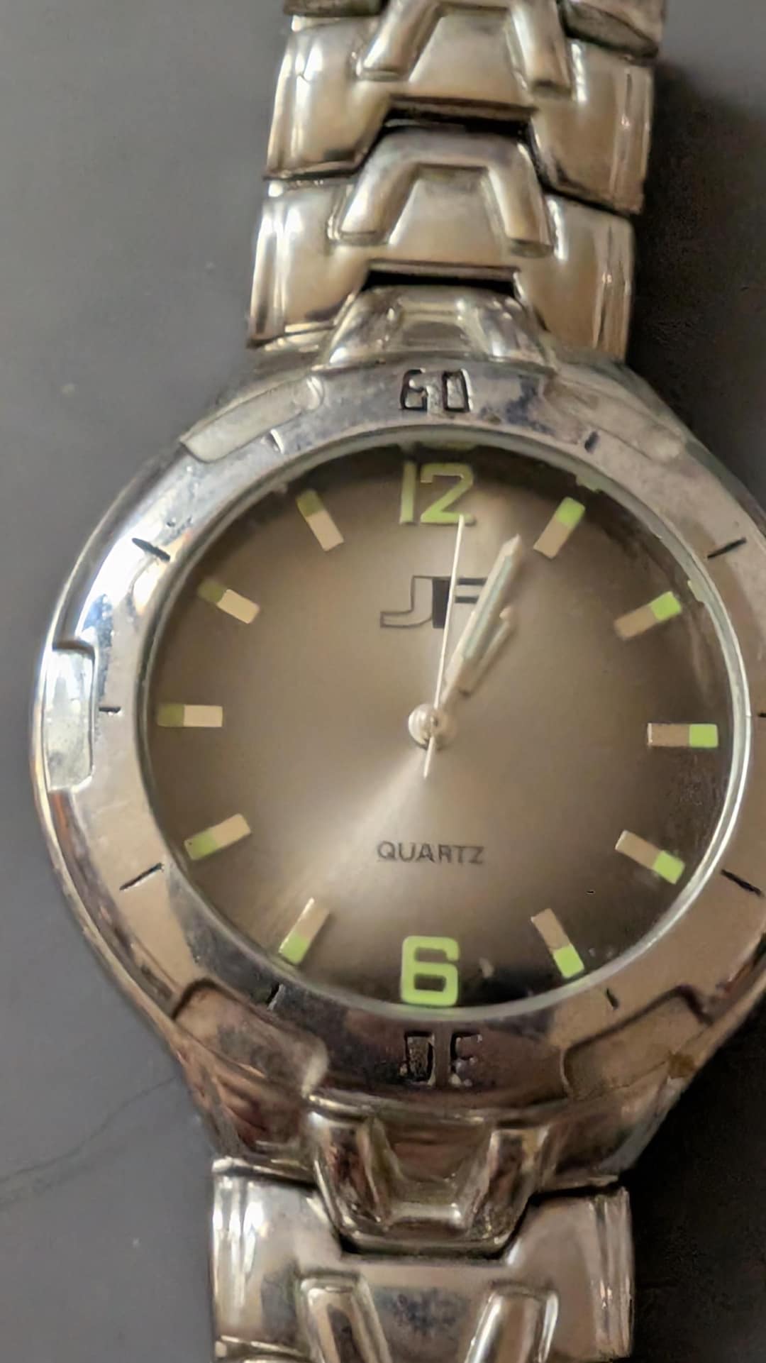 JF Diver Style Quartz Watch With New Battery and Original Bracelet Band ...