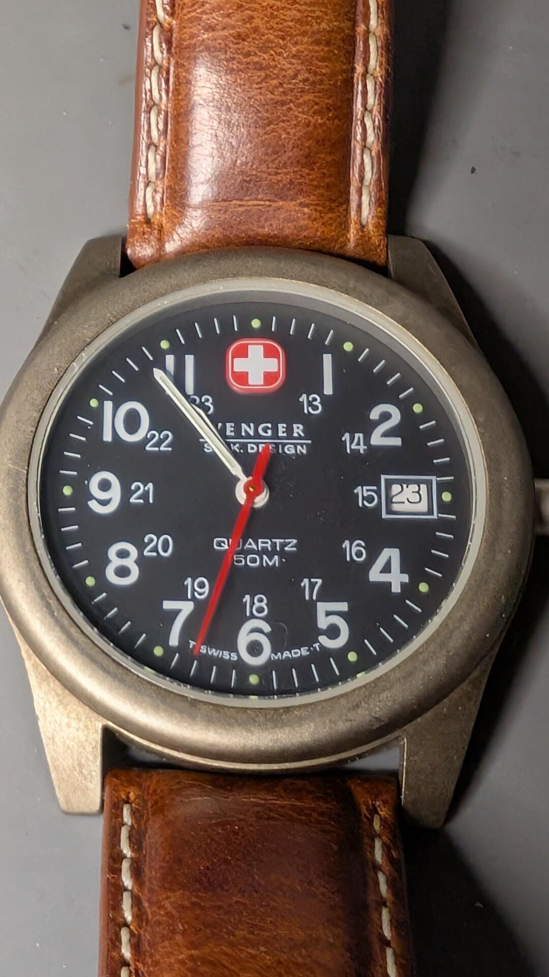 Vintage Swiss Army Quartz Watch With New Battery and Original Leather ...