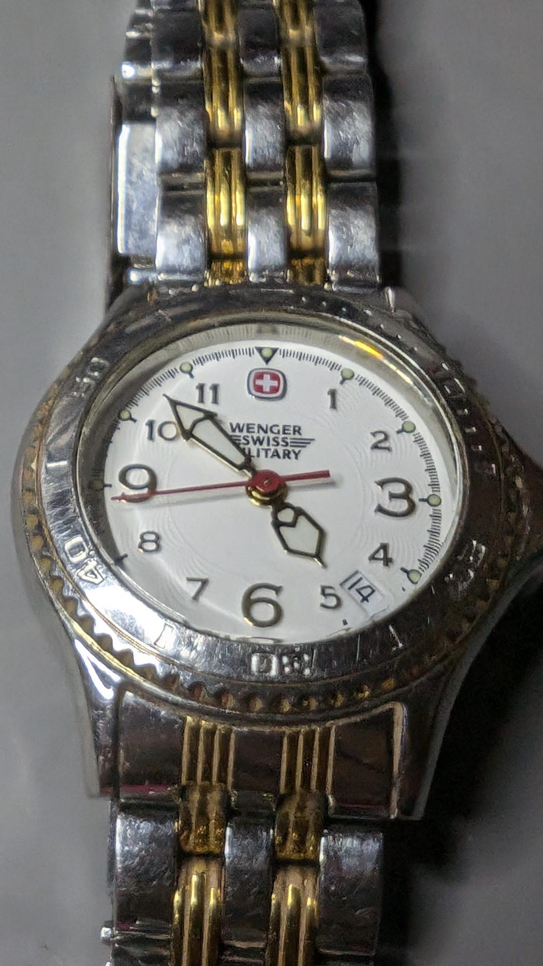 Ladies Swiss Army Diver Style Watch With New Battery and Original ...