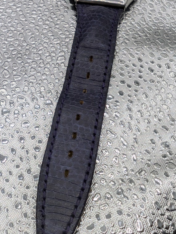 Swatch purple gray quartz watch with new battery. Has… - Gem