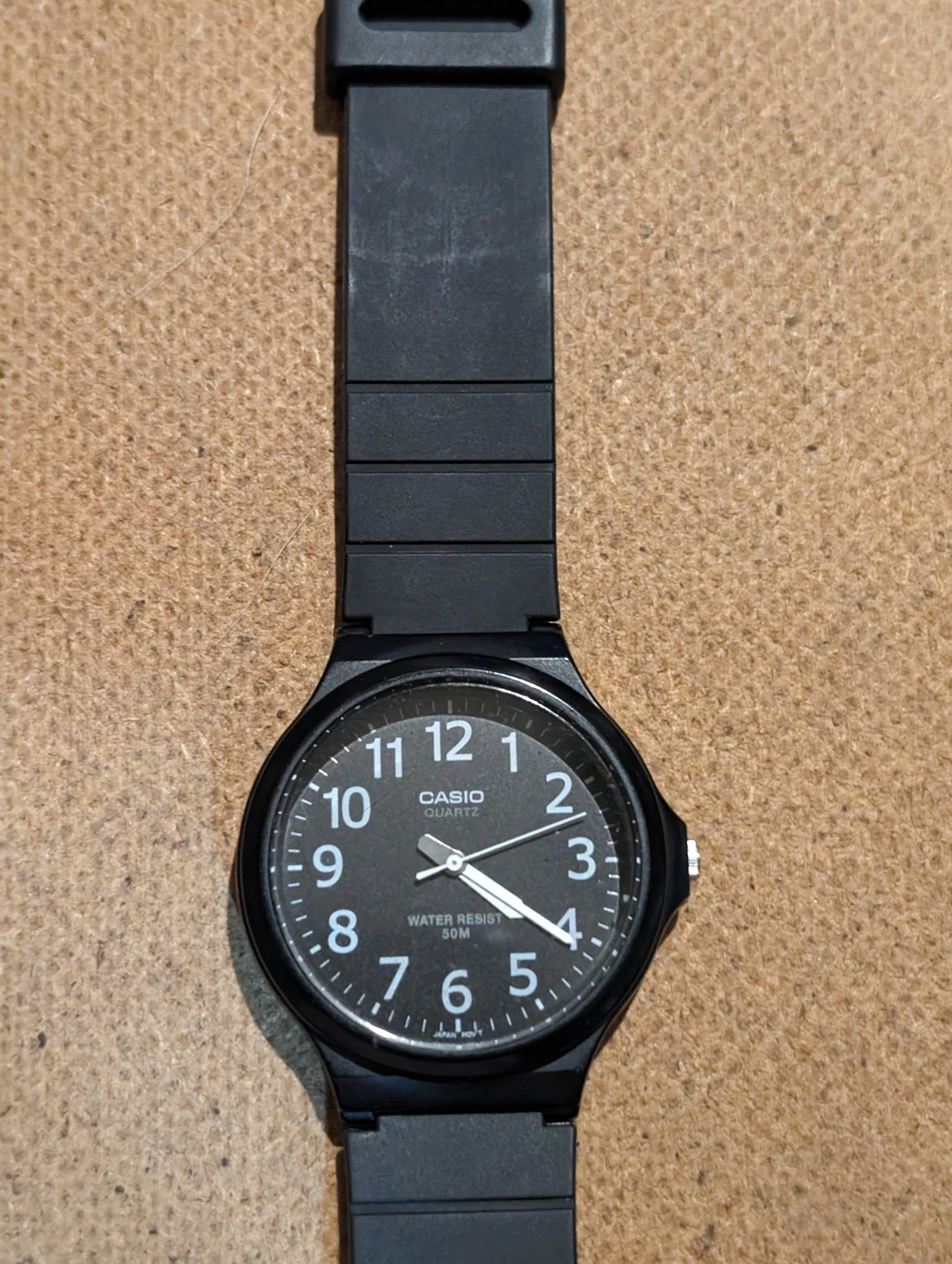 Casio 50m Quartz Watch With New Battery. Has Rubber Band and Keeps Good ...